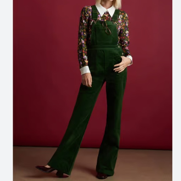 Modcloth | Pants & Jumpsuits | Nwt Modcloth Green Corduroy Flare ...